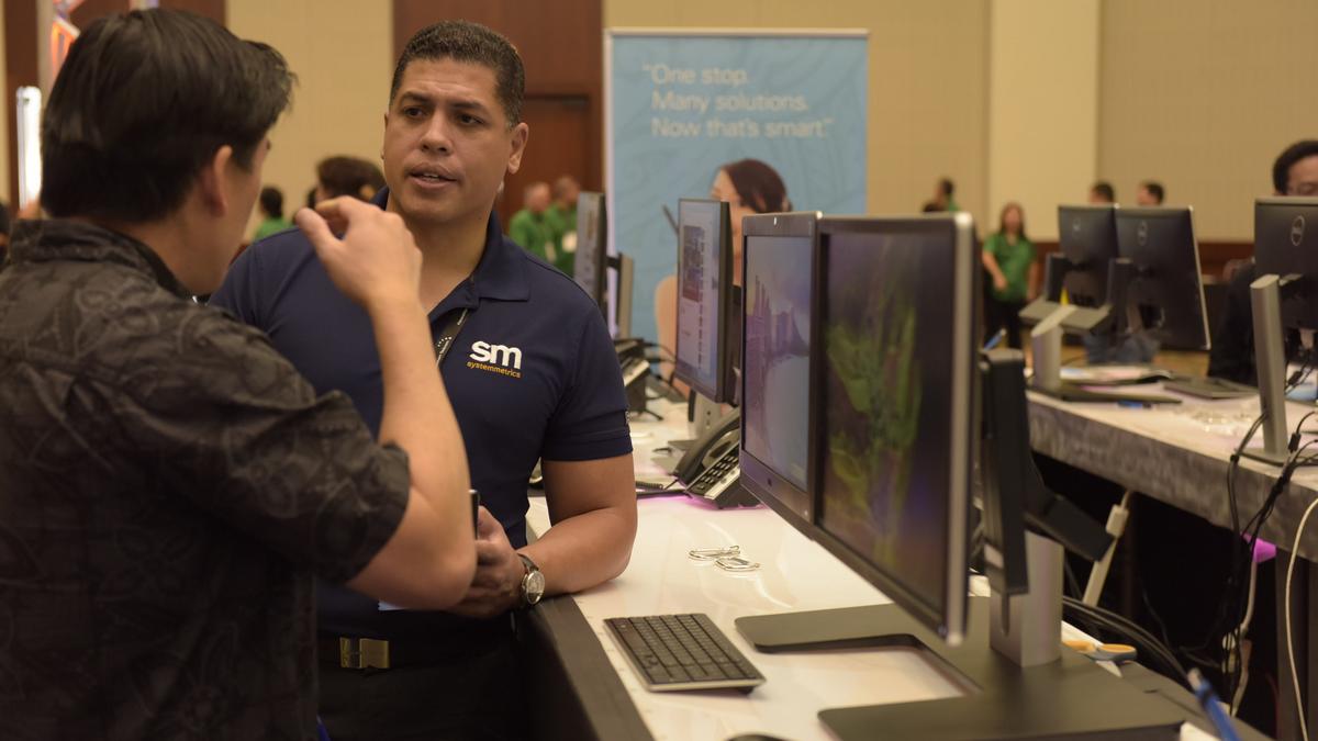 Hawaii-based SystemMetrics debuts virtual desktop interface - Pacific Business News