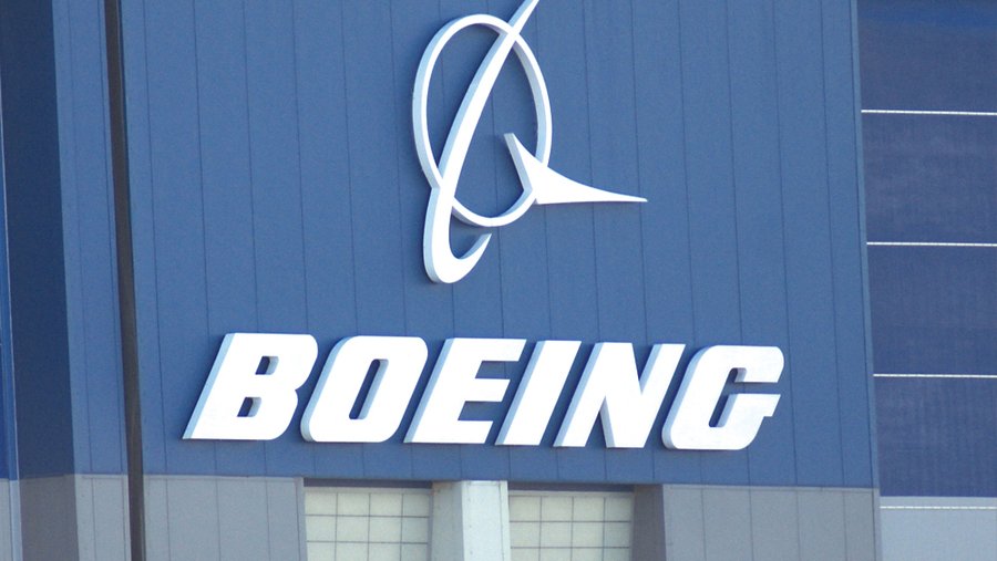 Boeing moving ‘hundreds of jobs’ to Arizona - Phoenix Business Journal
