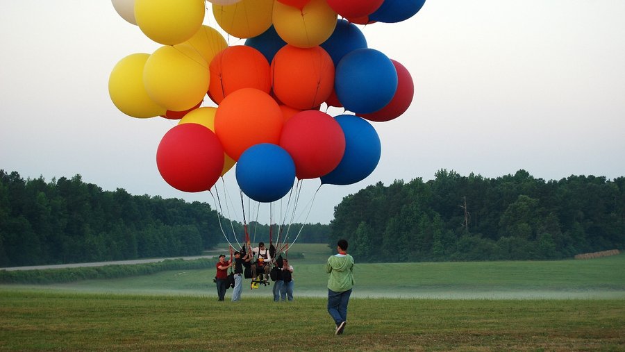 Raleigh consultant begins balloon trek across the Atlantic - Triangle ...