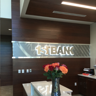 Colorado's largest privately owned bank hits record in loans - Denver ...