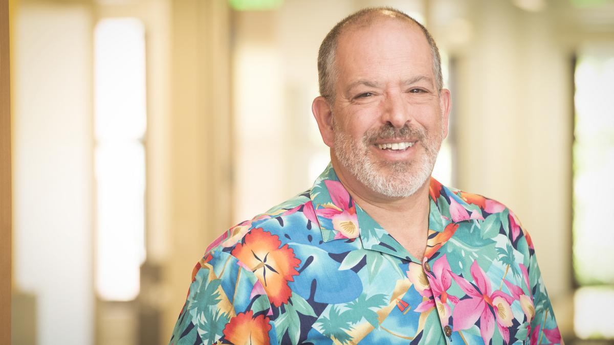 Industry vet Steven Holtzman steps down; Decibel retunes strategy ...