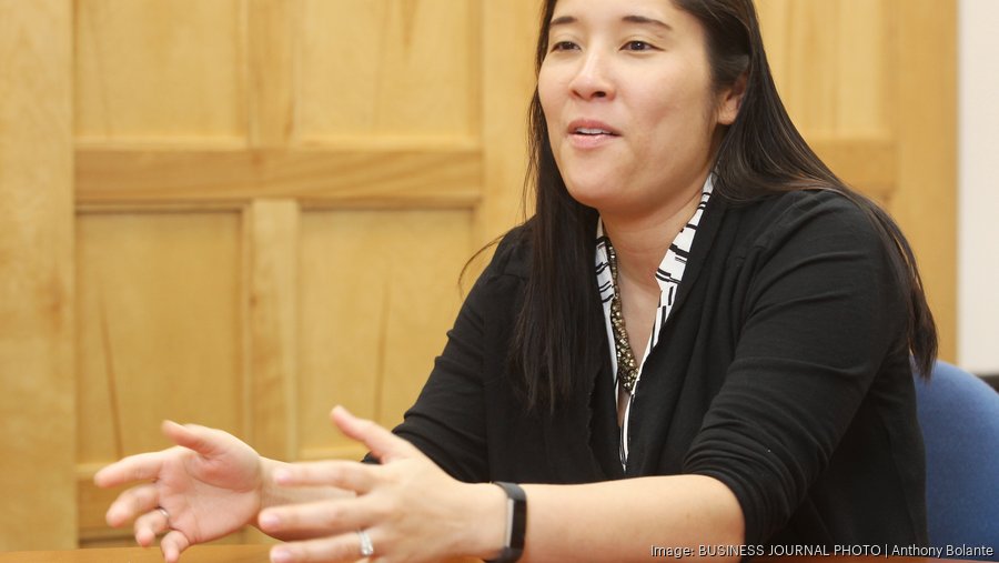 'Mr. Uwajimaya' retires as daughter Denise Moriguchi preps to take CEO ...