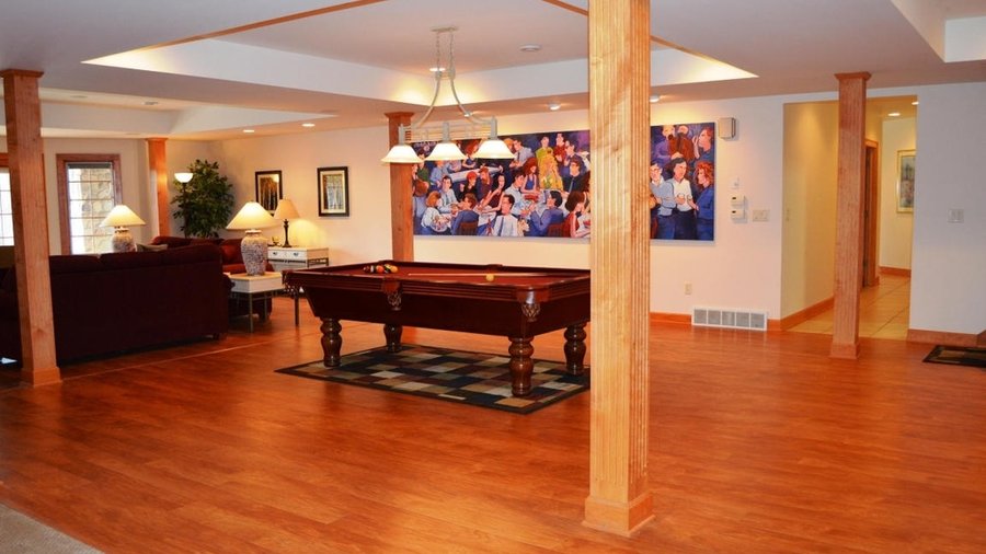 Open House: 'Stunning' timber home in Saukville takes you 'up north ...