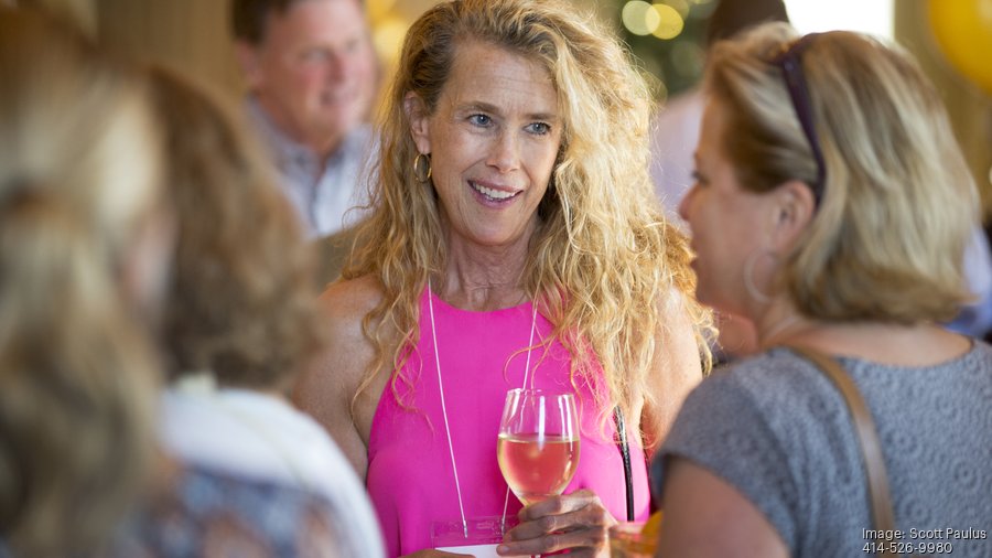 Former Mayor John Norquist, business leaders celebrate downtown ...