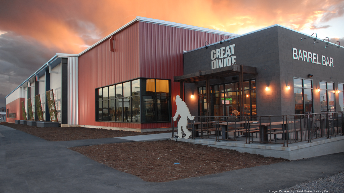 Former Great Divide taproom to become padel club - Denver Business Journal