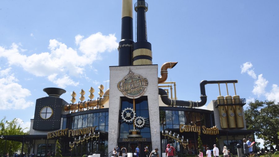 First look: CityWalk's Toothsome Chocolate Emporium & Savory Feast ...