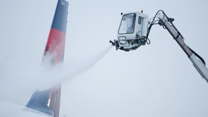 Delta Air Lines employees attend annual "de-icing bootcamp" to prepare ...