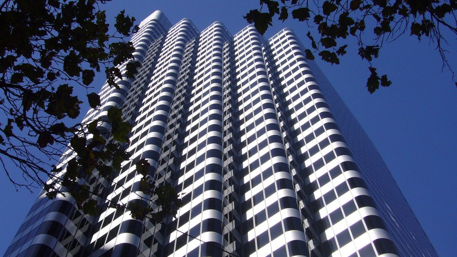 JPMorgan Chase will keep most of First Republic's large FiDi office ...