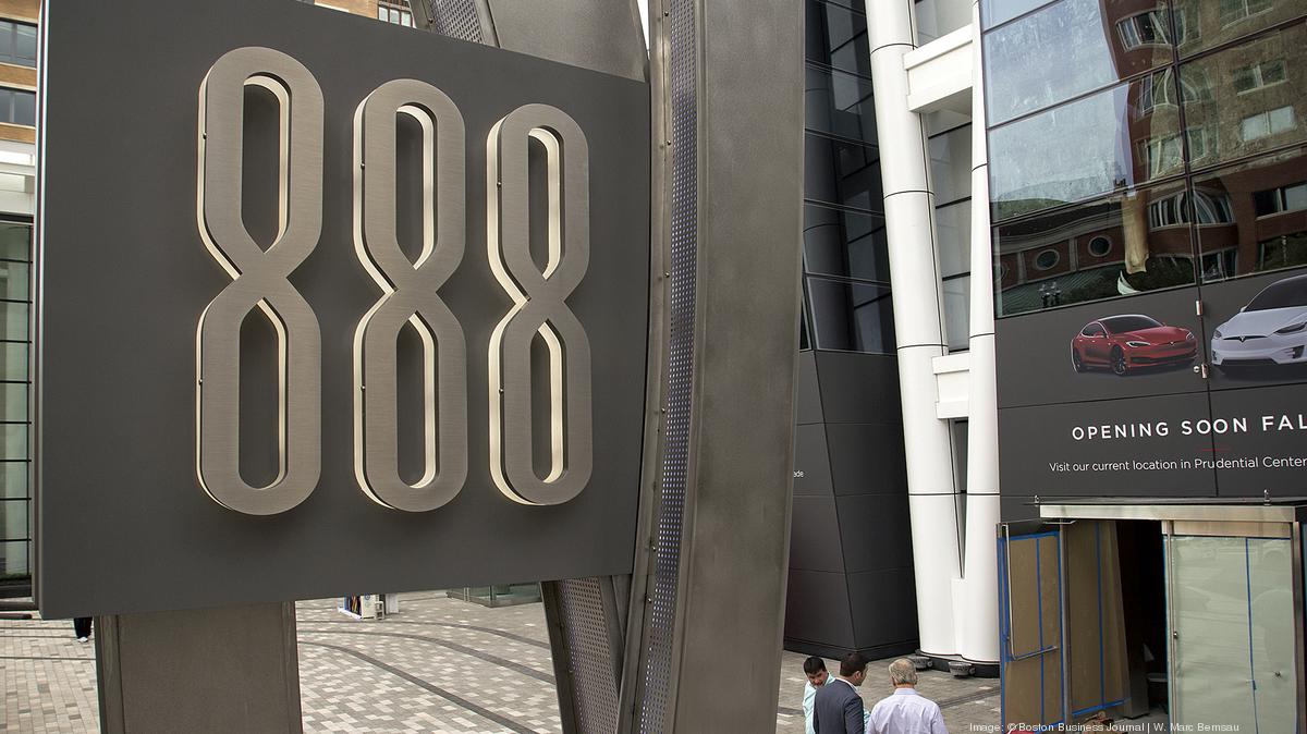 Professional services firm Accenture grows in Boston’s Back Bay ...