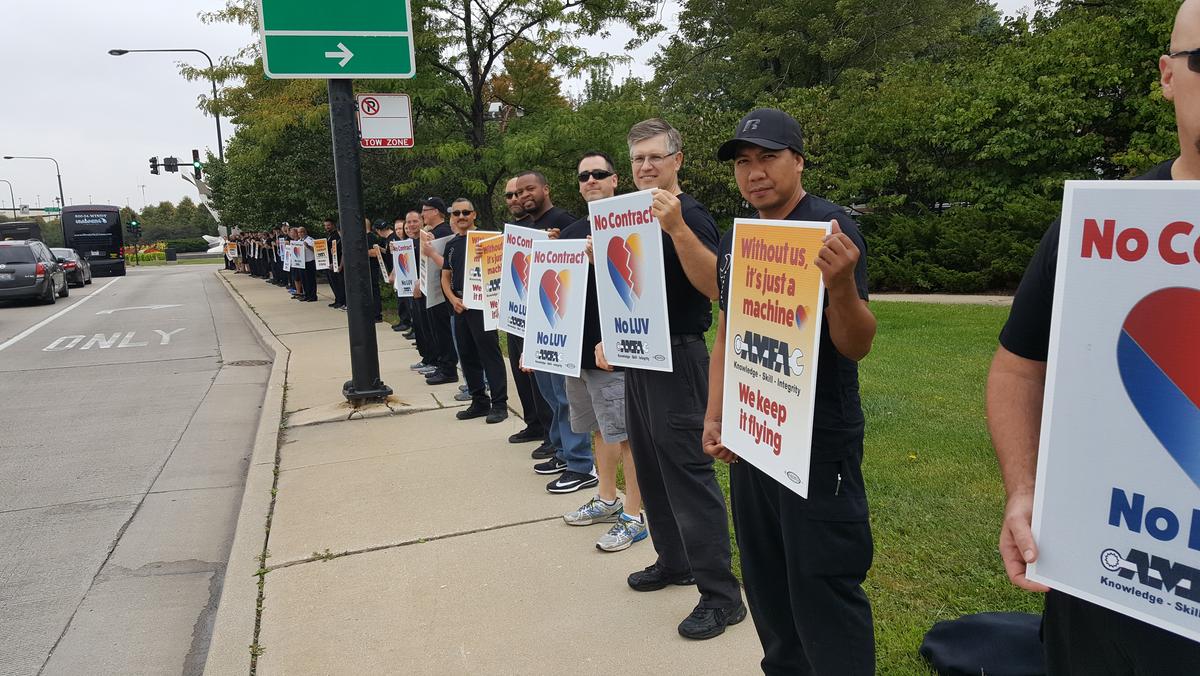 Southwest Airlines, mechanic union reach agreement after years of ...