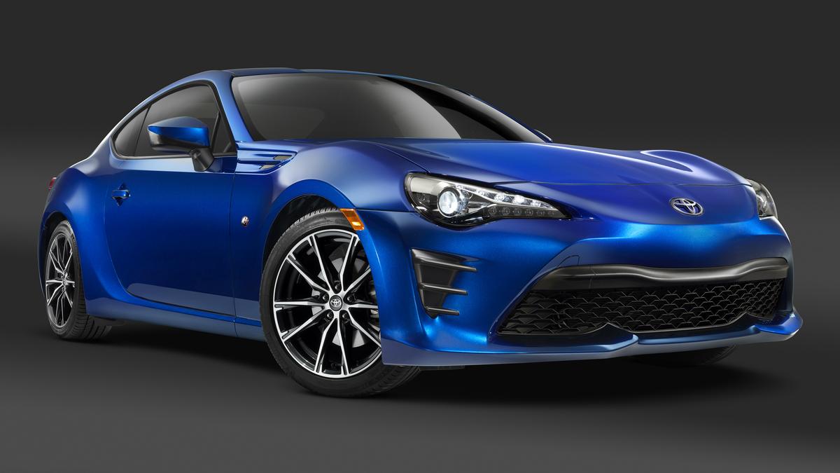 Automotive Minute: Toyota introduces significantly updated 2017 models ...