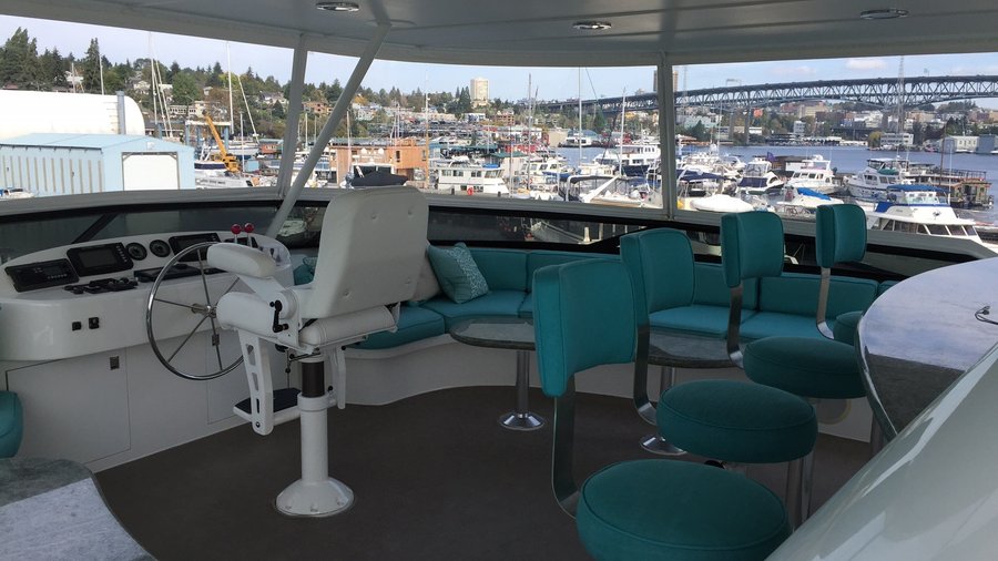 Serengeti yacht Seattle Lake Union