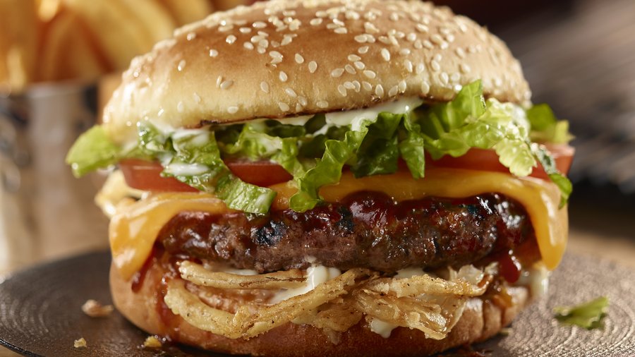 Red Robin shutters Chicago Burger Works concept - Chicago Business Journal