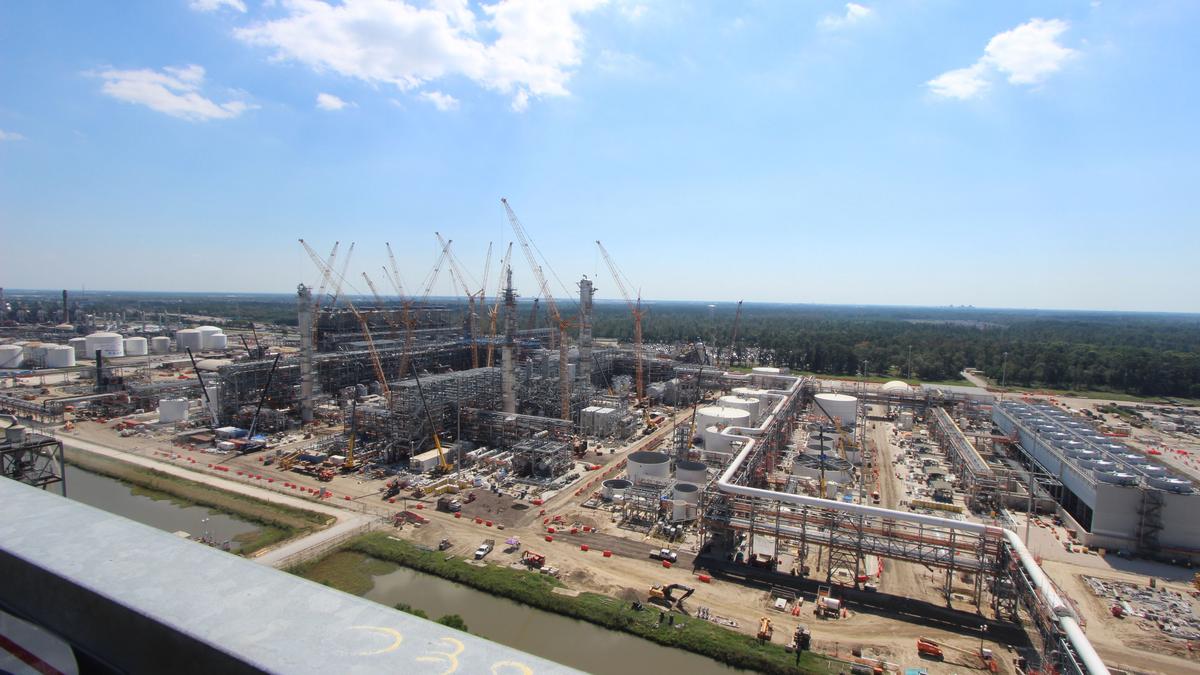 Chevron Phillips Chemical to finish construction on petrochemical ...