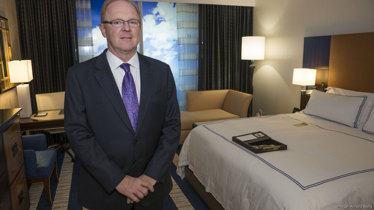 Fairmont Austin seeks to hire 800 ahead of opening - Austin Business ...