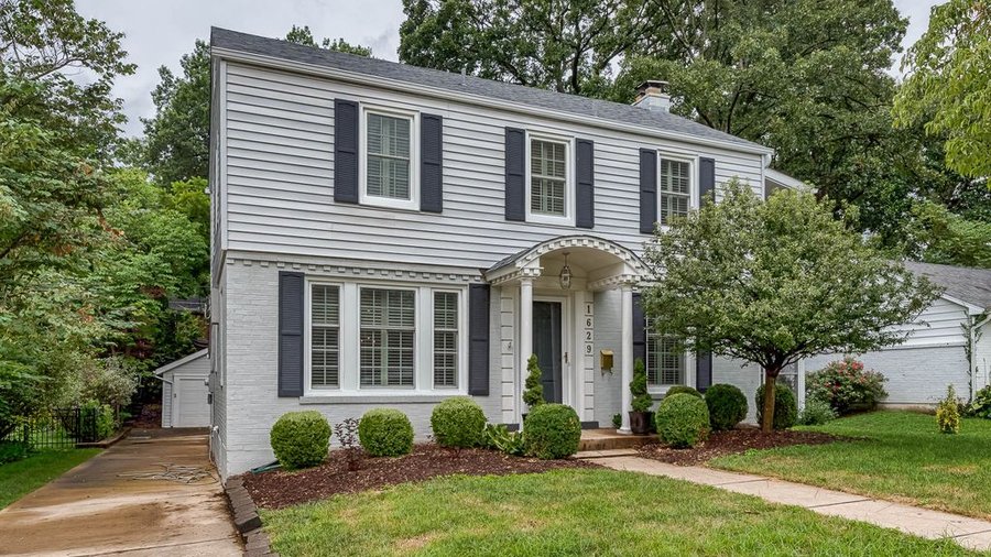 The best suburbs to buy a home in Missouri (Photos) - St. Louis ...