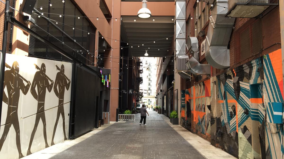 Downtown turning alley into collaborative 'artery' - Memphis Business ...