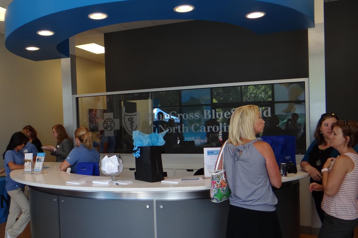 Blue Cross Blue Shield storefront sees uptick as Obamacare website ...