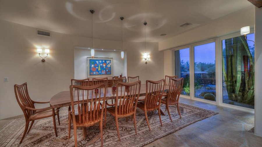 Financial legend Peter Lynch selling his Scottsdale mansion for $14 ...