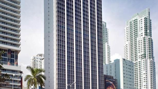 East End Capital acquirs Miami's New World Tower office building from ...