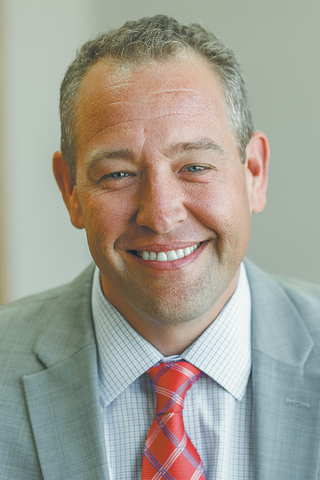 Dennis Deters takes shot at Denise Driehaus in new ad - Cincinnati ...