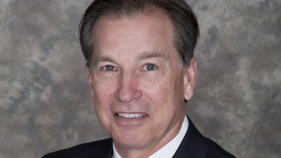 Retiring Washington Federal leader Roy Whitehead resigns from board ...