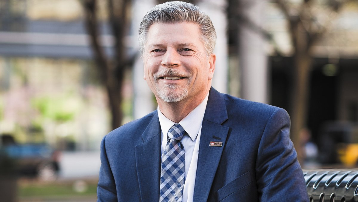 UMB, Lead Bank fight to keep deposits close to home - Kansas City ...