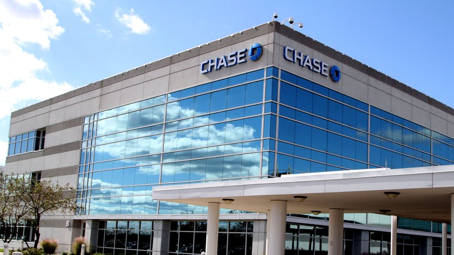 JPMorgan Chase’s sprawling McCoy Center at Polaris – SLIDESHOW ...