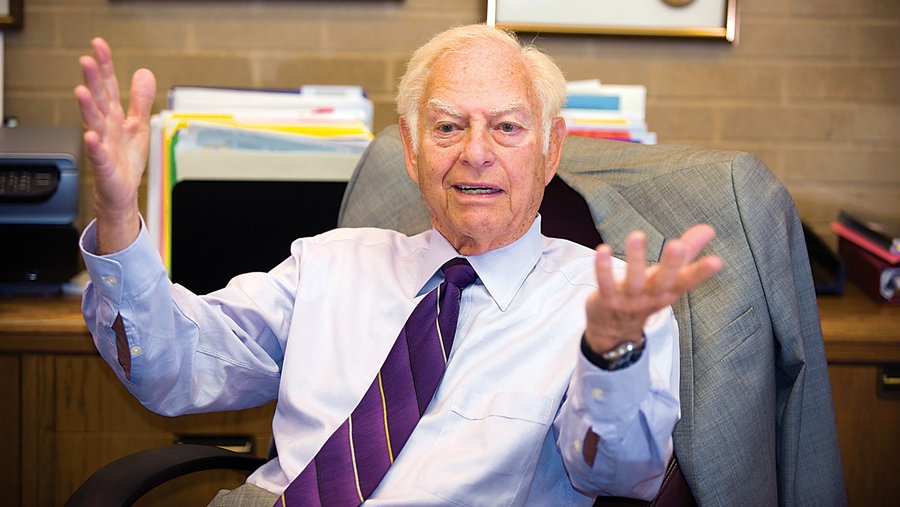 Former Buffalo News publisher Lipsey dies - Buffalo Business First