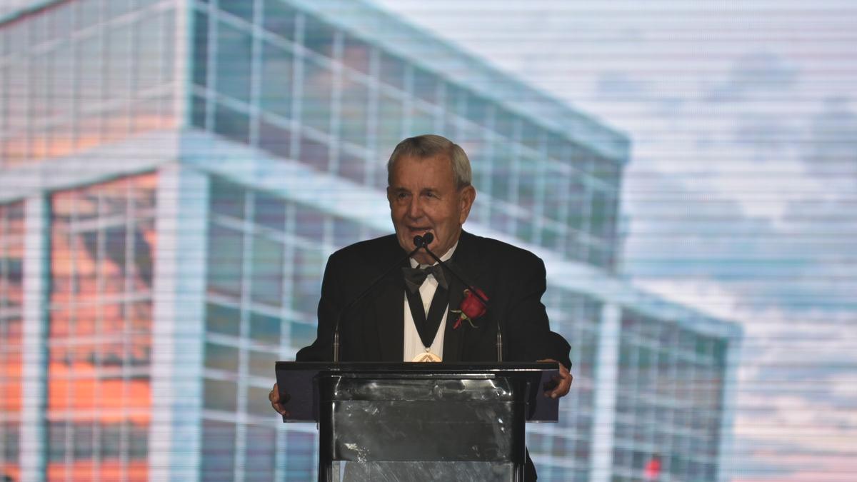 Broadway Bank former chairman Charles Cheever filed lawsuit against ...