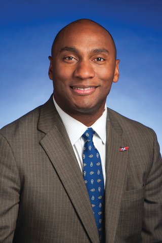 Shelby County Mayor Lee Harris closing county restaurants, bars and ...