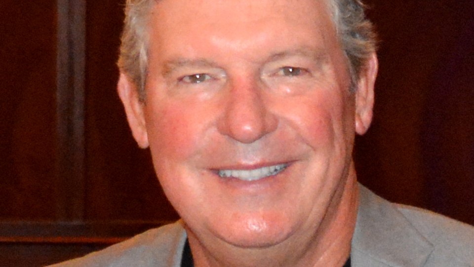 Green Bay Packers great Lynn Dickey went broke, now loves career at ...