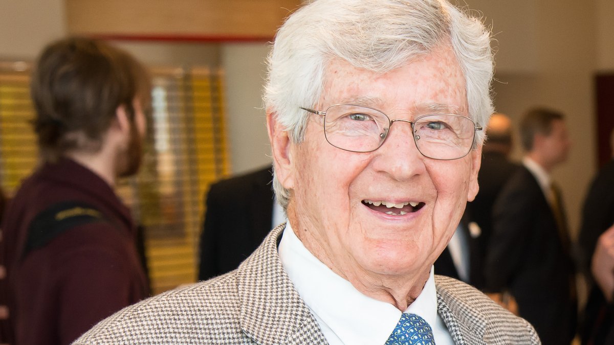 Real estate developer Carr Cos. rebrands as CarrAmerica - Washington ...