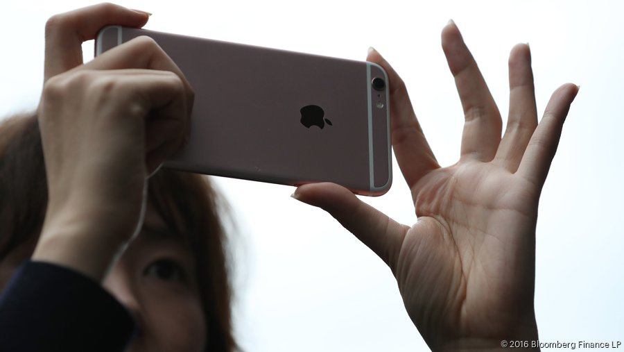 Apple vows to address iPhone addiction among kids after pressure from ...
