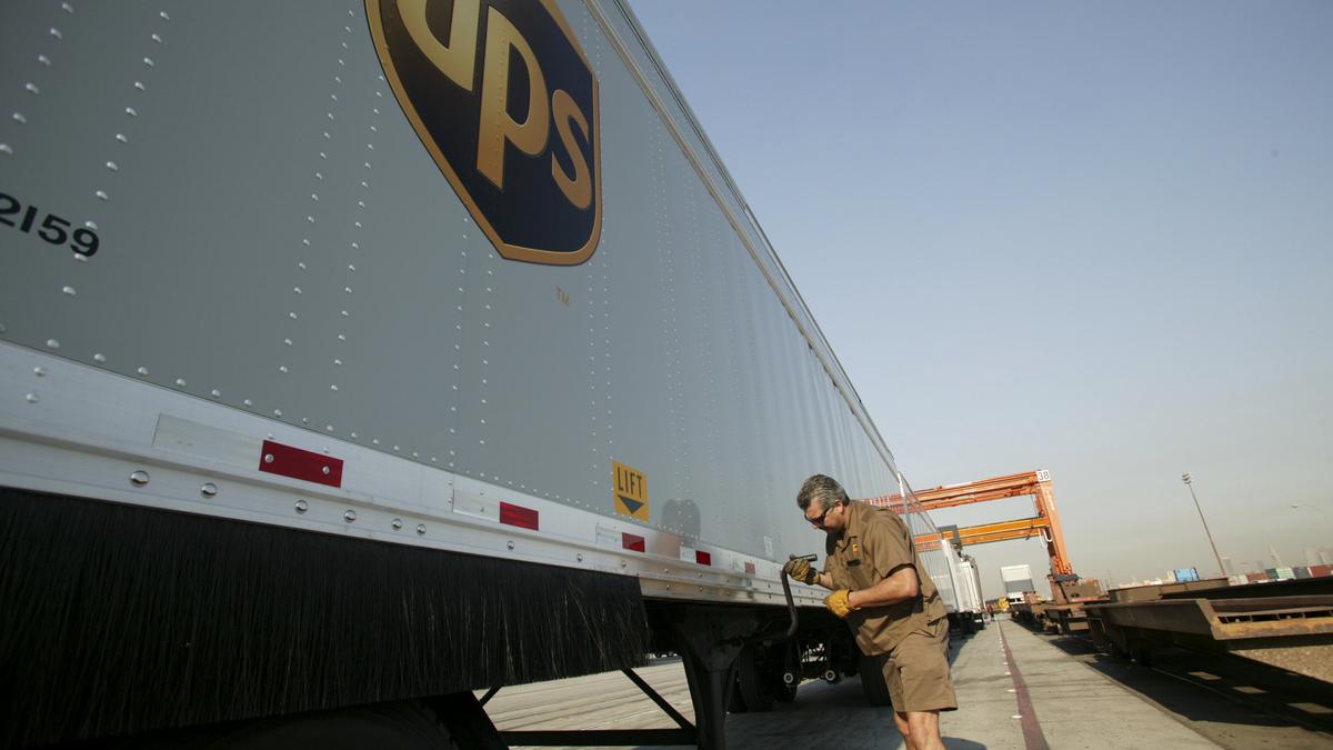 UPS' $400 million Atlanta hub lured with $23 million in tax incentives ...