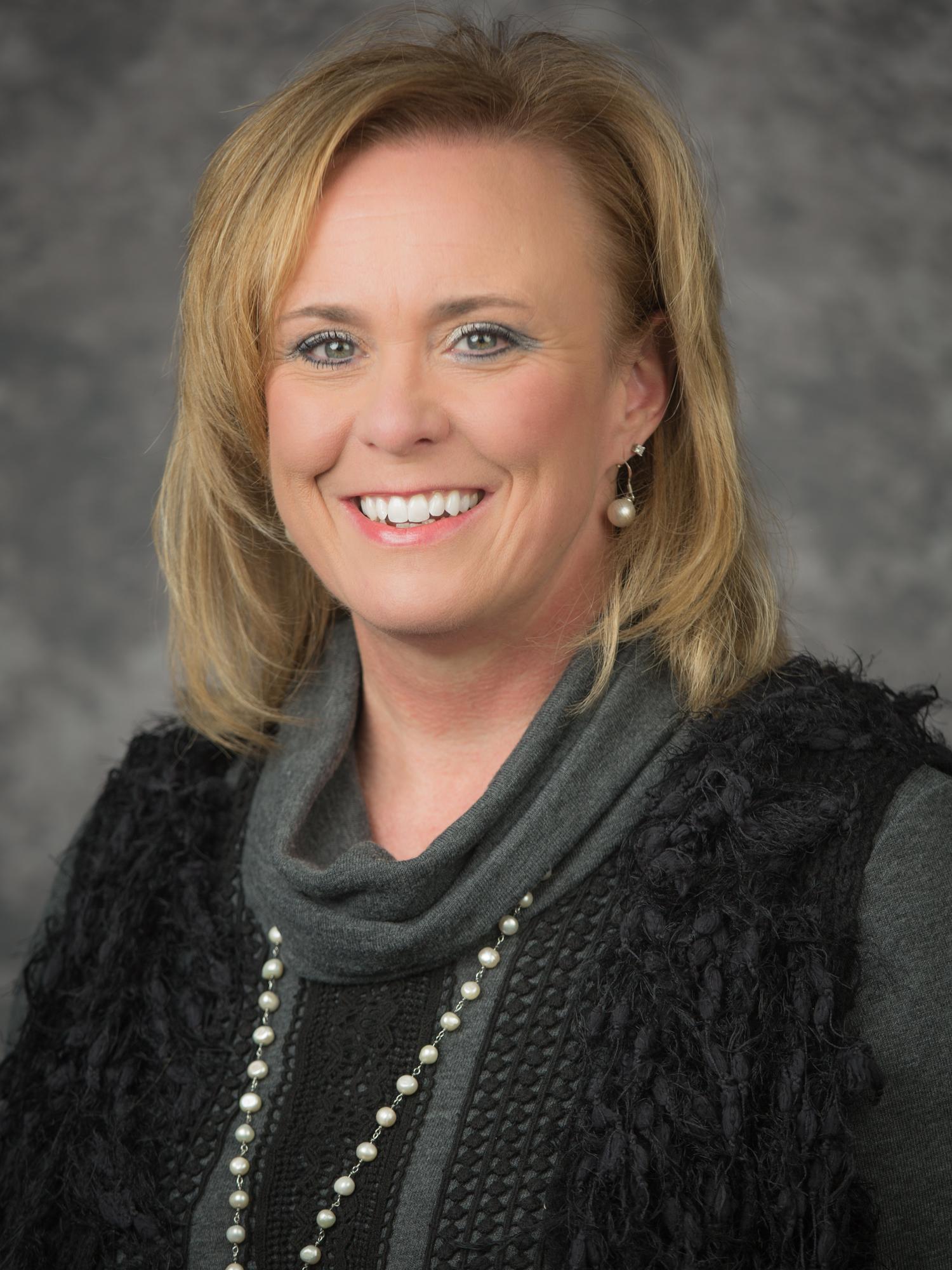 Lisa Wurth's Instagram, Twitter & Facebook on IDCrawl