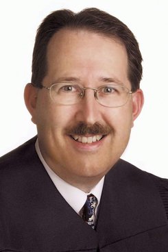 Federal Judge blocks Obama adminstration's overtime rule in a victory ...