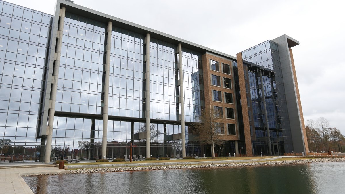 LPL Financial settles with fired CEO Dan Arnold - Charlotte Business ...