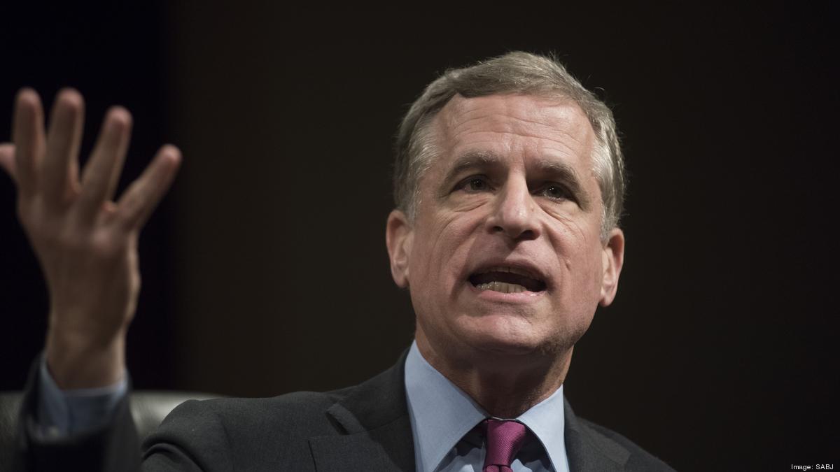Dallas Fed president: How tech is changing consumer spending (Hint ...