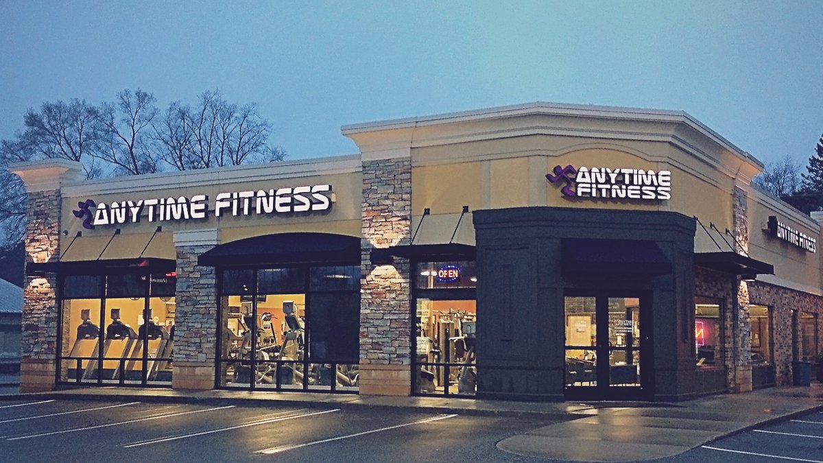 Anytime Fitness parent Self Esteem Brands merging with Orangetheory ...
