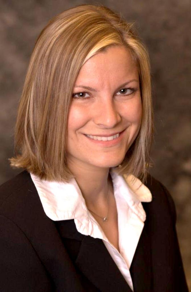 Steffi Hahn: CRE Guide - People In The News - Milwaukee Business Journal