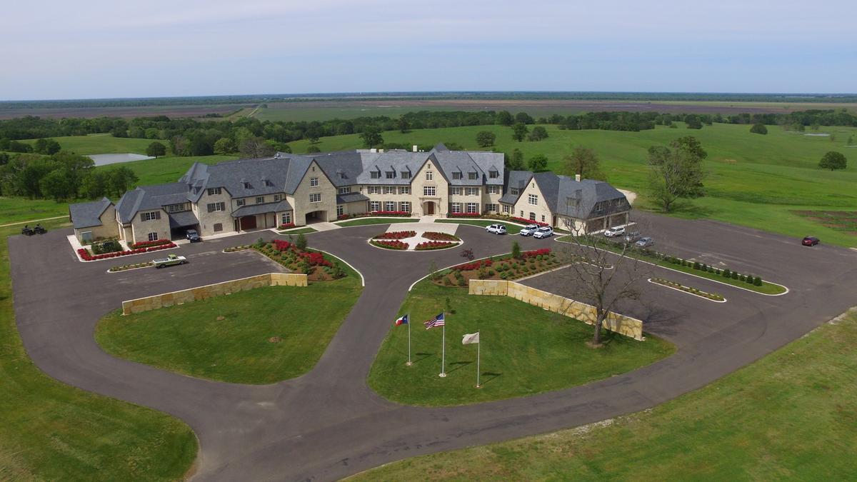 Texas ranches on the market, just in time for holiday shopping season ...