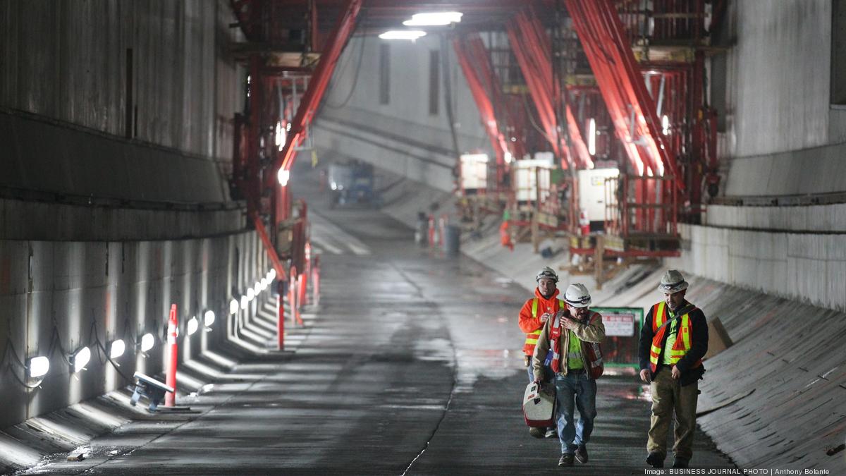 Where's Bertha? Massive tunnel machine gets back to work beneath ...