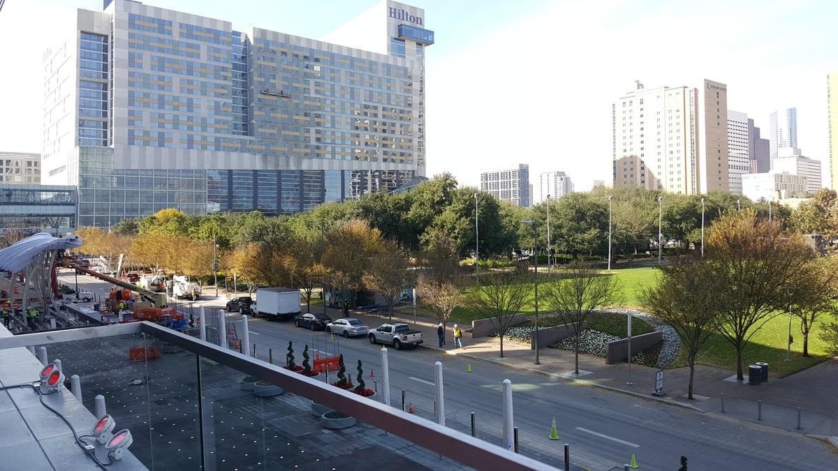 Striking Hilton Americas workers seek Houston First intervention ...