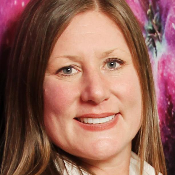 Heather Snavely's Instagram, Twitter & Facebook on IDCrawl