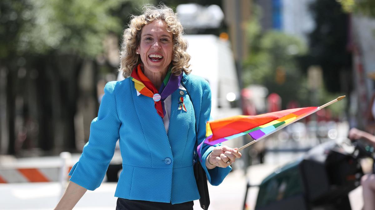 Charlotte's Newsmakers in 2016: Despite rocky year, Mayor Jennifer ...