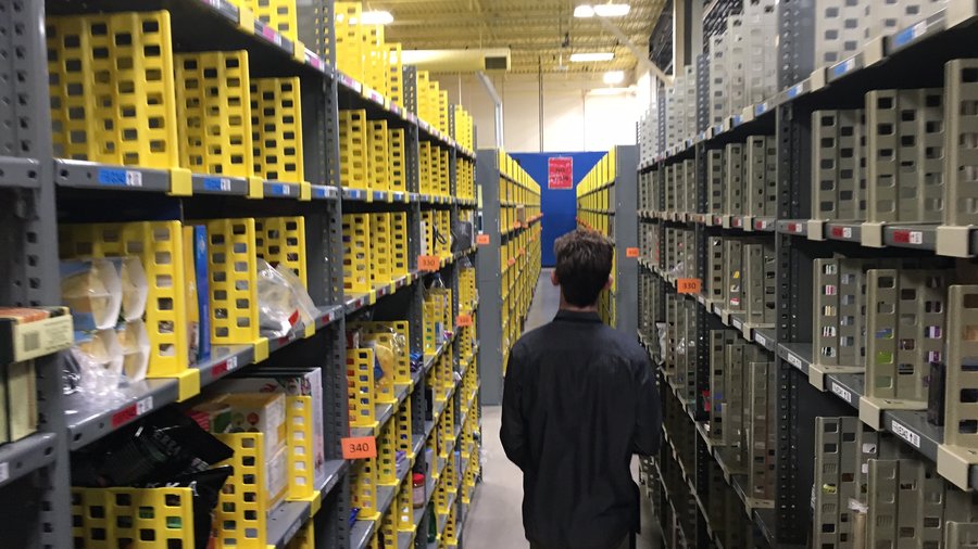 Amazon Minneapolis Prime Now Hub