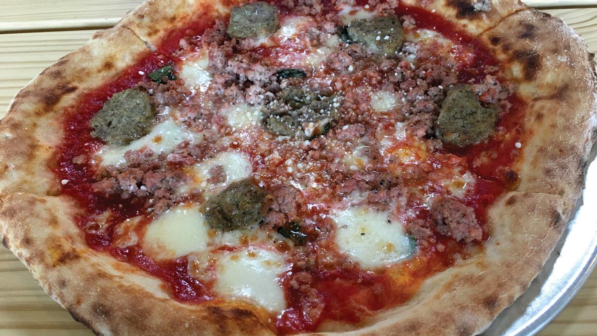 Old Scratch Pizza shines with its Neapolitan pies - Dayton Business Journal