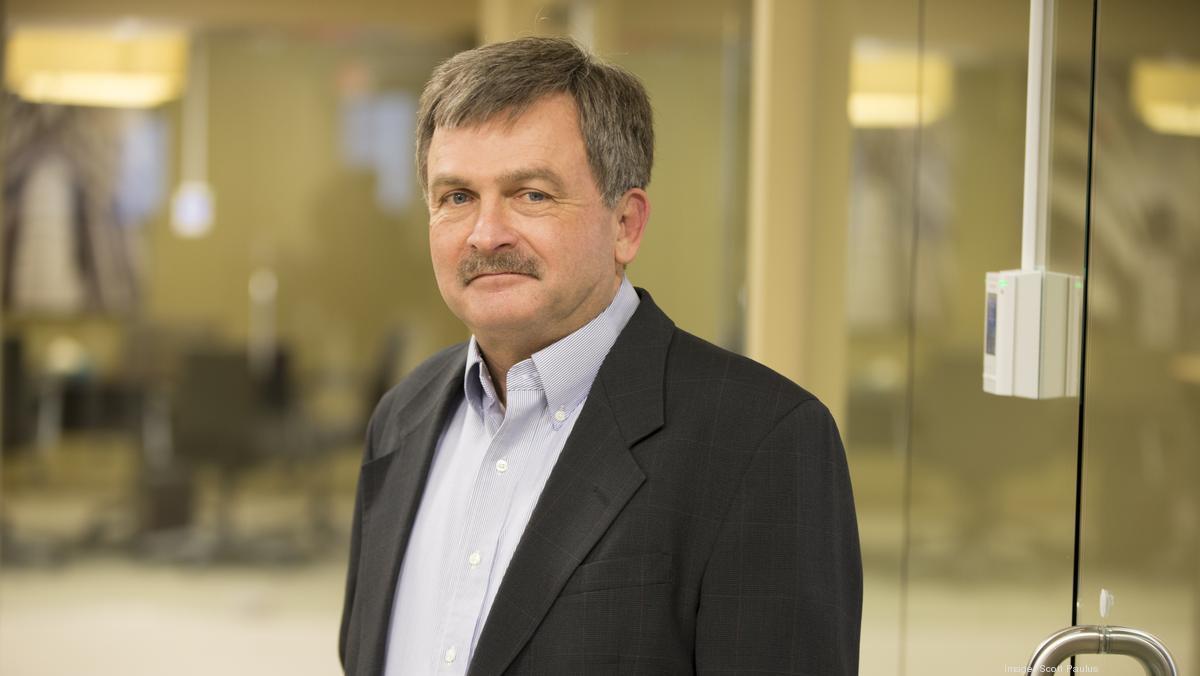 Real estate, agriculture blend well for Kevin Riordan - Milwaukee ...