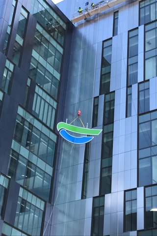 Cerner installs sign on new Innovations Campus [PHOTOS] - Kansas City ...